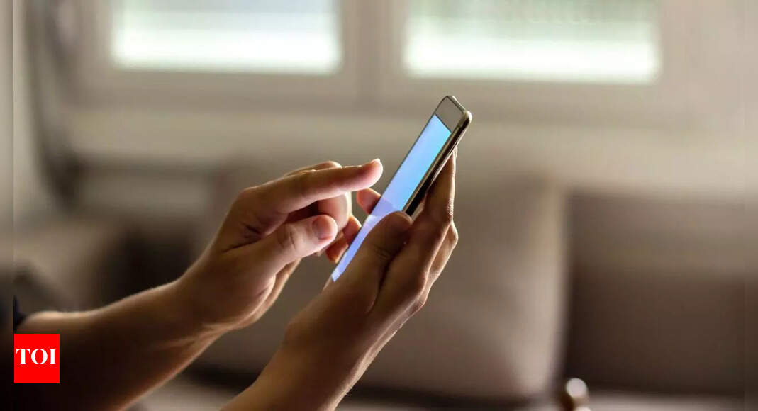 7 effective tips to maximise your phone’s storage space | - Times of India