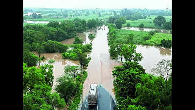 Rainfall: 1,508 people shifted from villages in Mangrol due to flooding ...