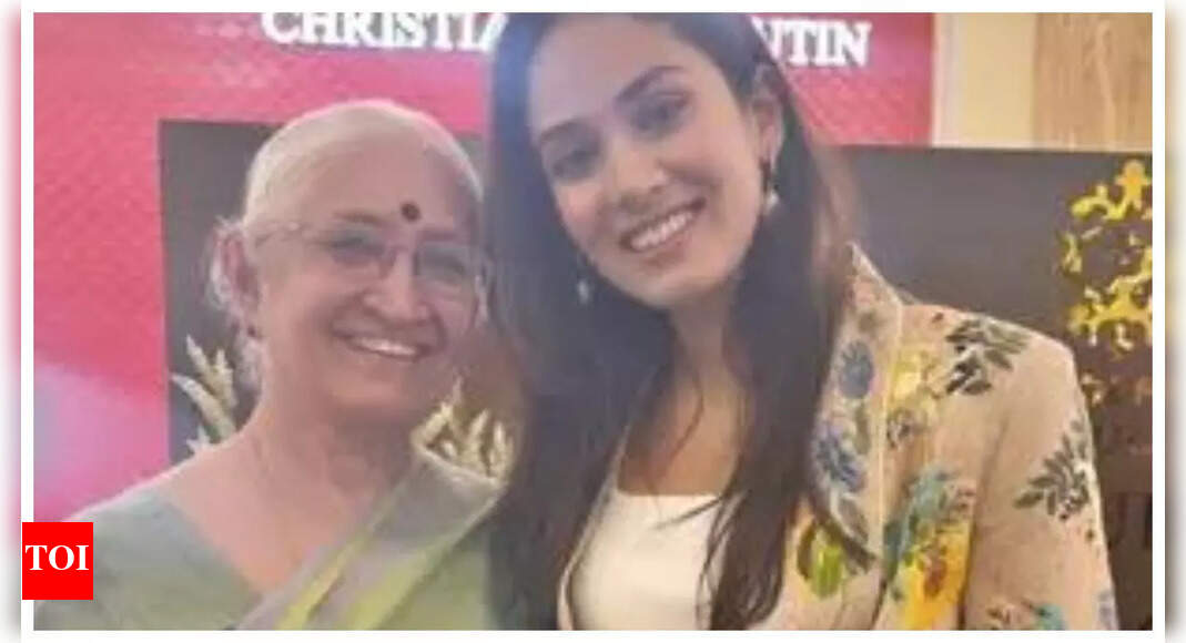 Mira Rajput meets her college professor after 12 yrs; drops photo ...