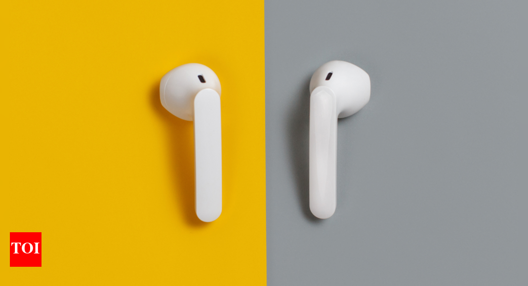 Best Earbuds Under 500 for Seamless Music at an Affordable Price - The ...