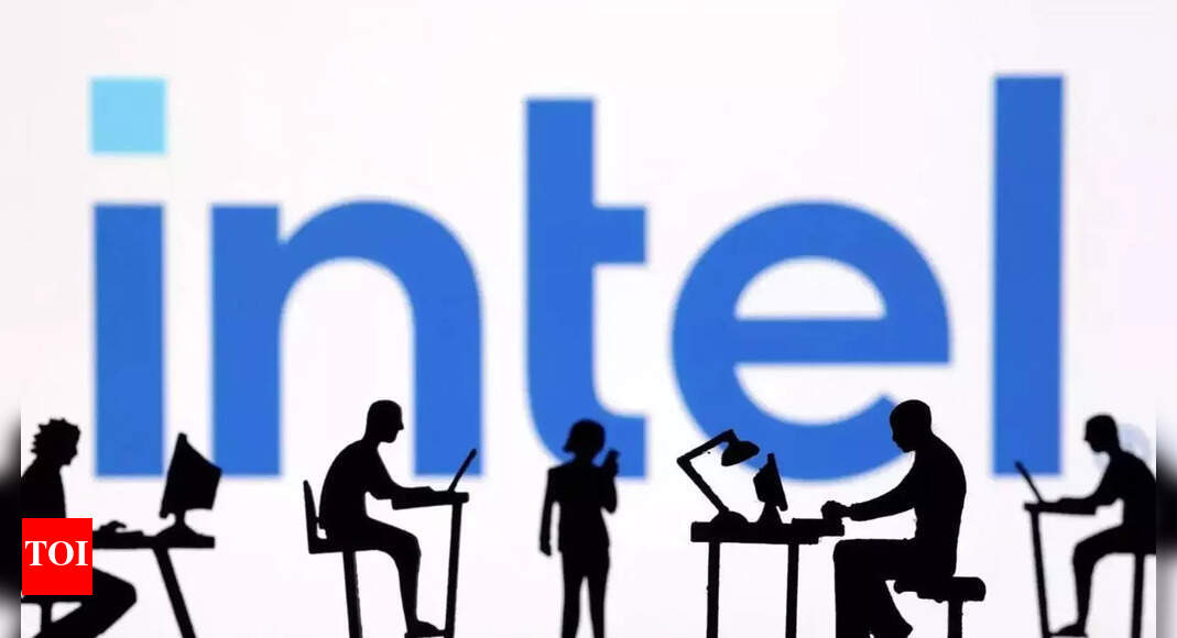 Intel's ‘most advanced manufacturing process’ may have run into trouble ...