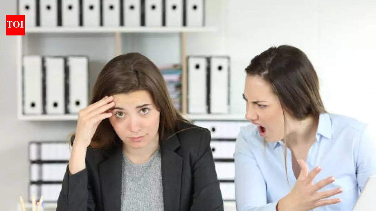 How to smartly handle a toxic colleague and get your work done