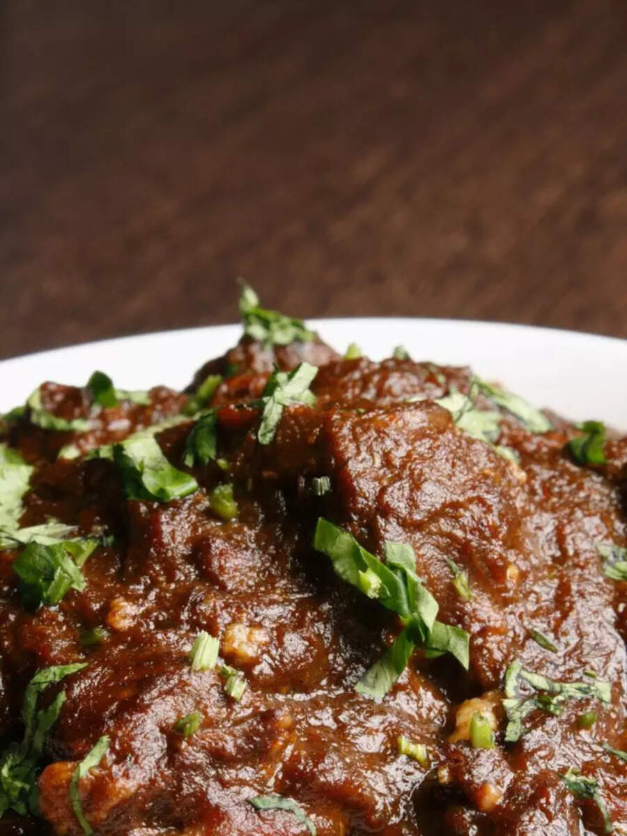 How to make Kolkata-style Kosha Mangsho at home | Times of India