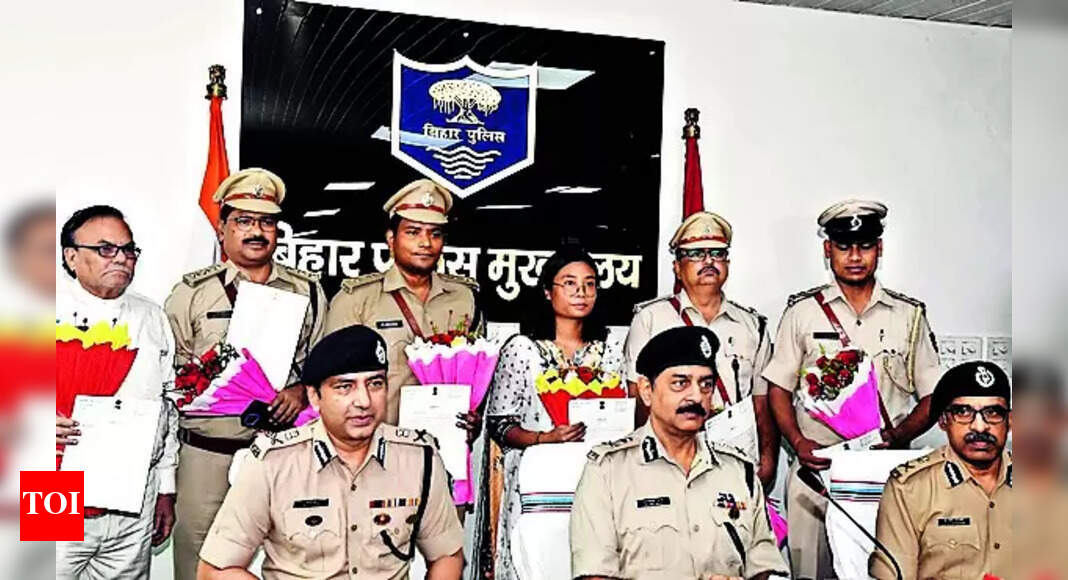 DGP: Bihar DGP honors police and public prosecutor for speedy justice ...