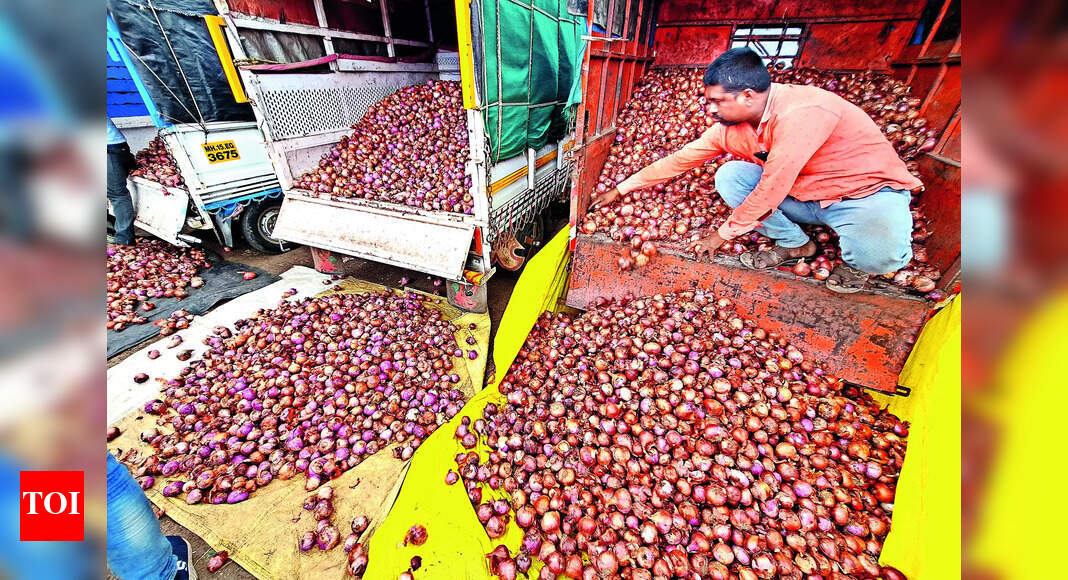 Onion Farmers: Onion farmers outraged as central agencies release buffer stock | Nashik News ...