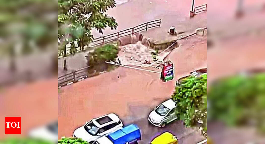 Rain: Rain causes flood-like situation in Z'pur, Mohali & Panchkula ...