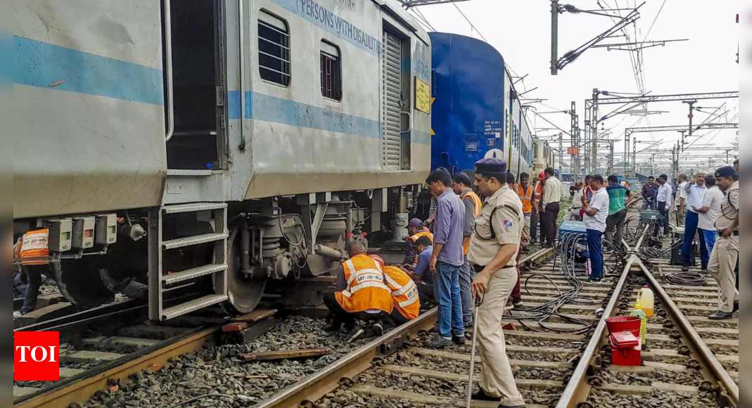 Two coaches of Indore-Jabalpur Express derail | India News - Times of India