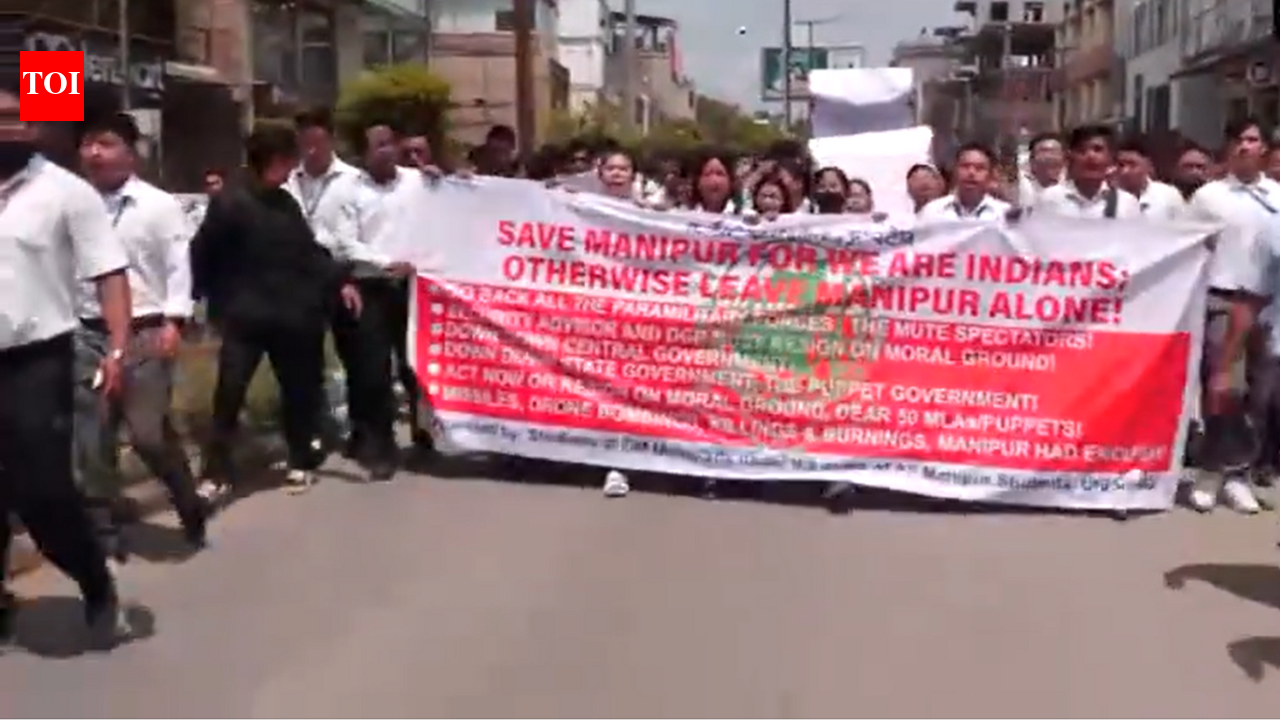 Students protest over violence in Manipur, call for resignation of DGP ...