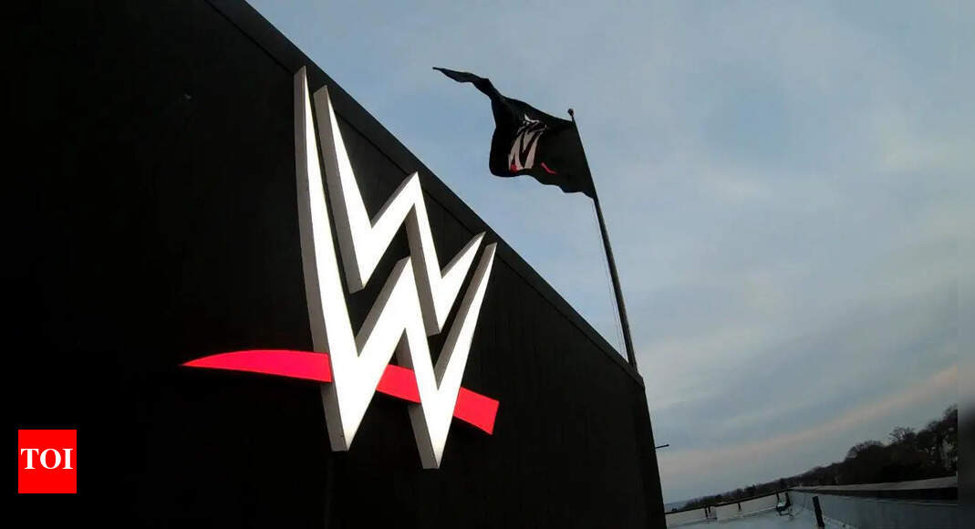 WWE RAW Ends Three-Hour Format After 12 Years; Moves to Netflix in 2025 ...