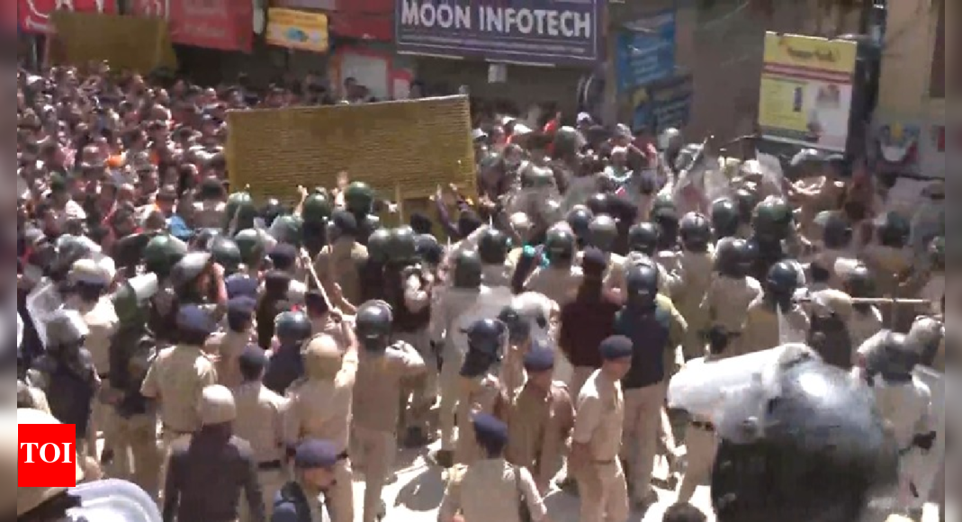 Shimla mosque row: As stir intensifies, police use water canons on ...