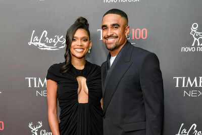 Jalen Hurts Net worth 2024, Luxurious Lifestyle, Current Salary ...