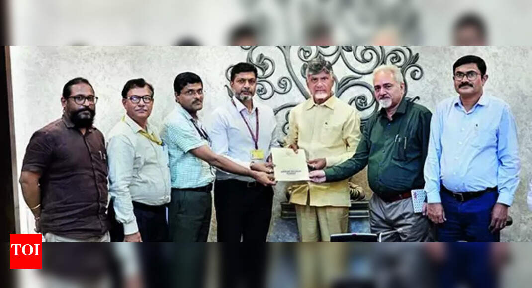 Naidu Urges Central Team To Ensure Flood Aid From Union Govt ...