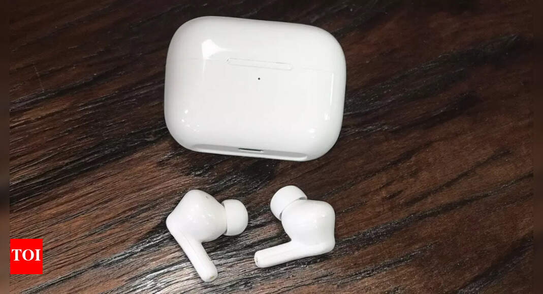 Infinix XE 27 TWS earbuds review: Stands out in the crowded budget ...