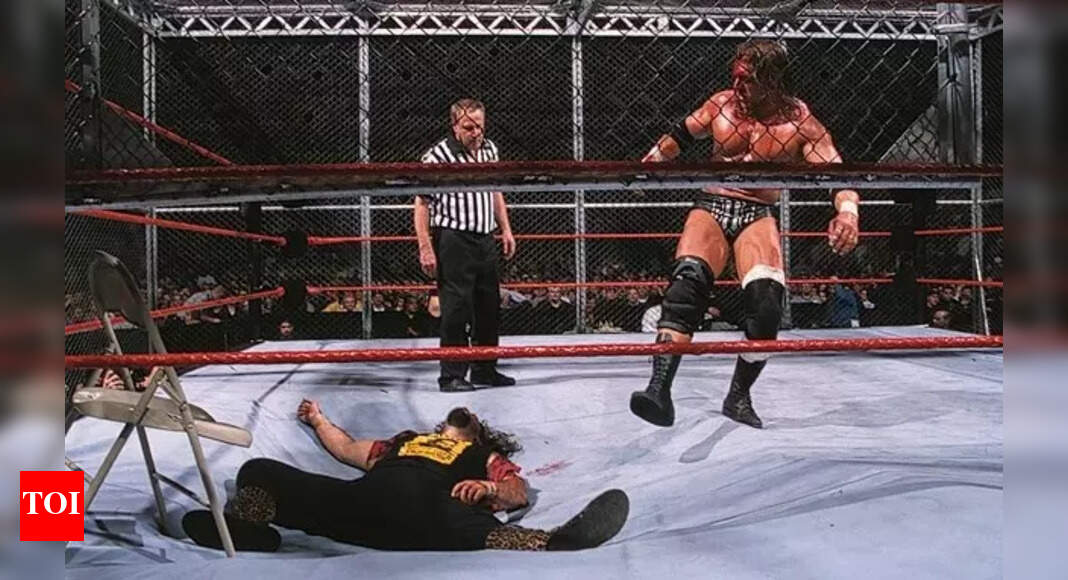 Top 5 Hell in a Cell Matches That Defined WWE History | WWE News ...