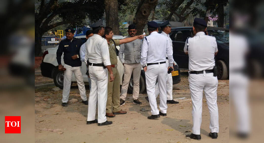 Kolkata Police: Four More Cops Under Scanner | Kolkata News - Times of ...