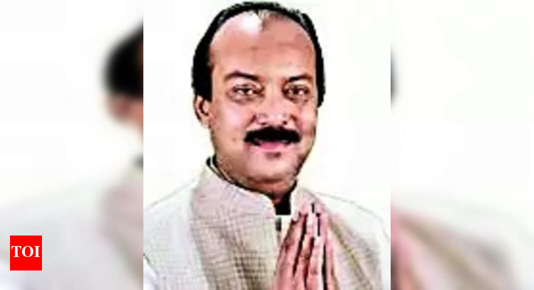 SVU: FIR Filed Against IAS Officer Sanjeev Hans and Ex-MLA Gulab Yadav ...