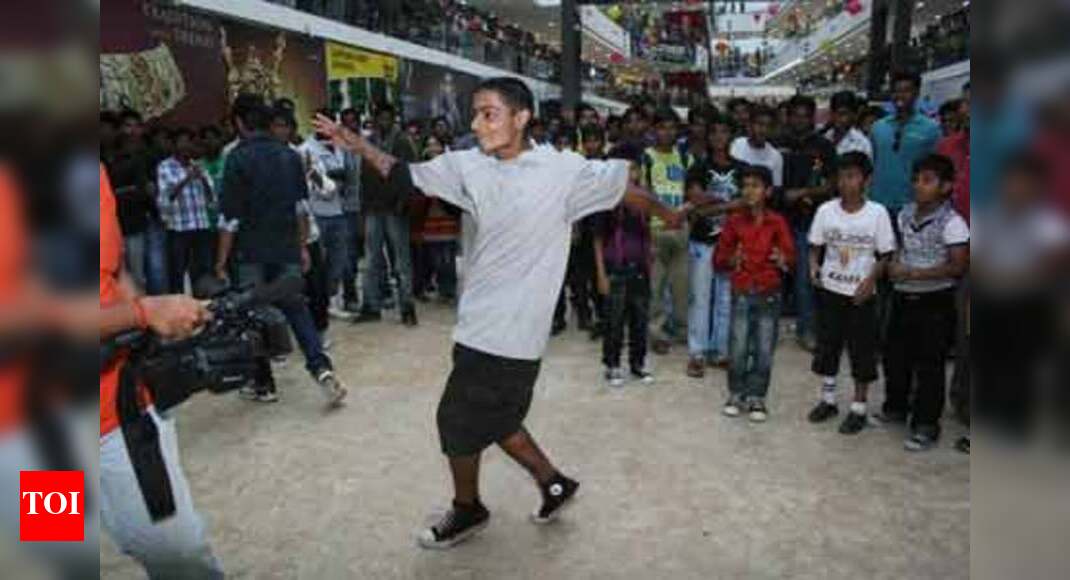 Flash mob a hit in Coimbatore - Times of India