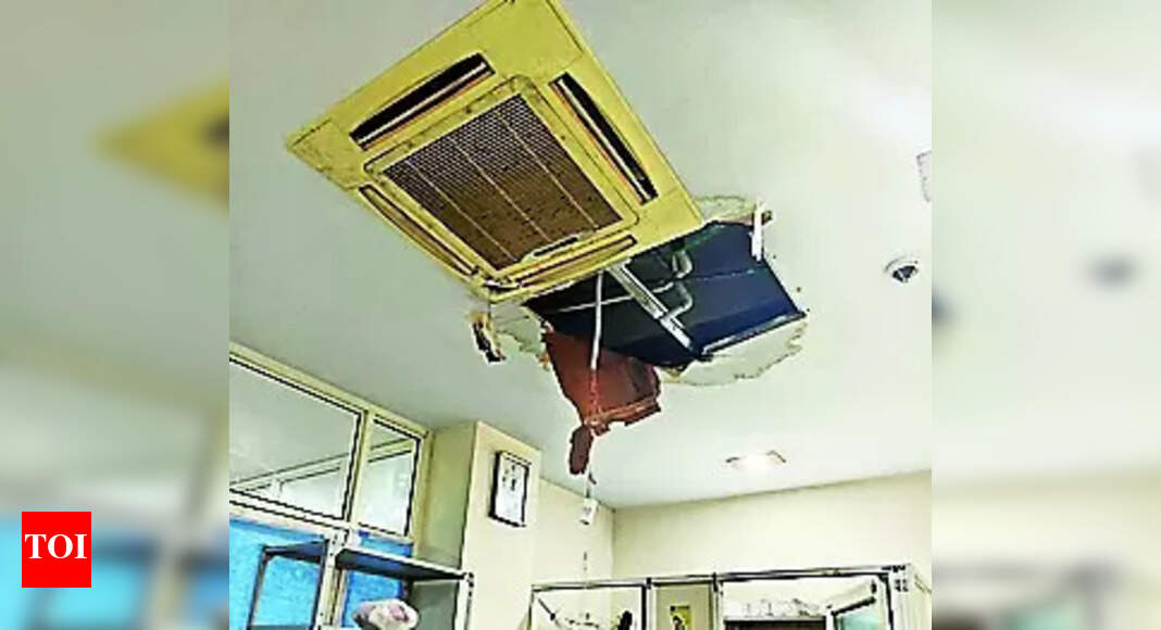 False Ceiling Collapse at SMS Hospital's Trauma Centre Raises Safety ...