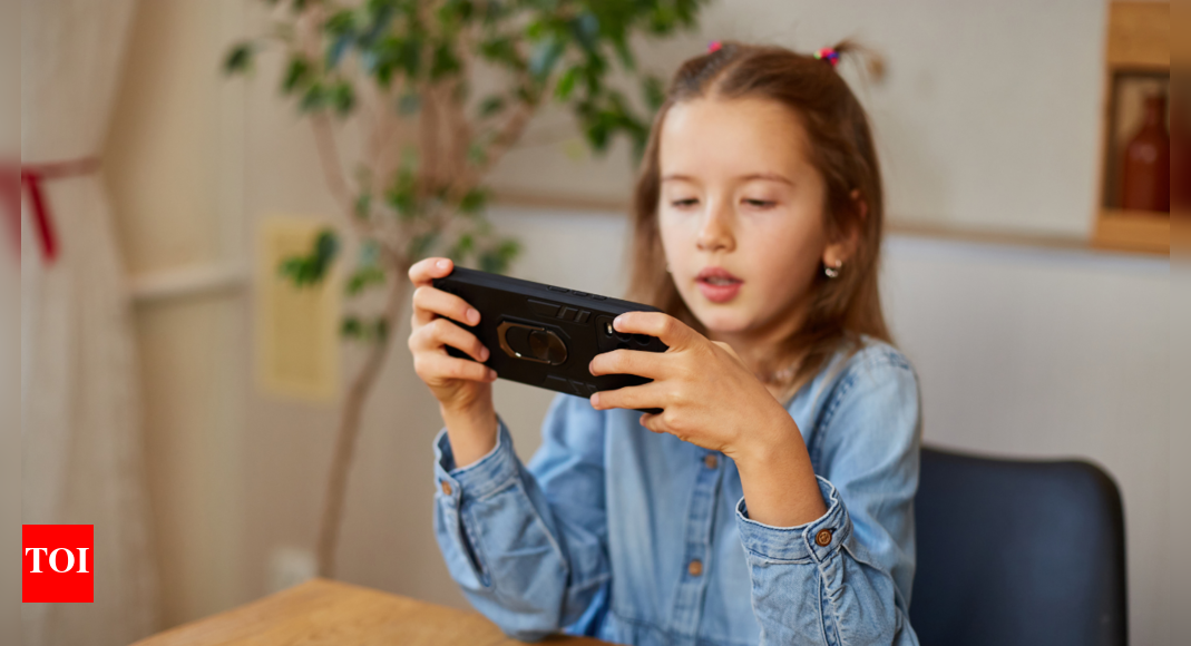 Phone Addiction: 10 things parents can do to prevent phone addiction in ...