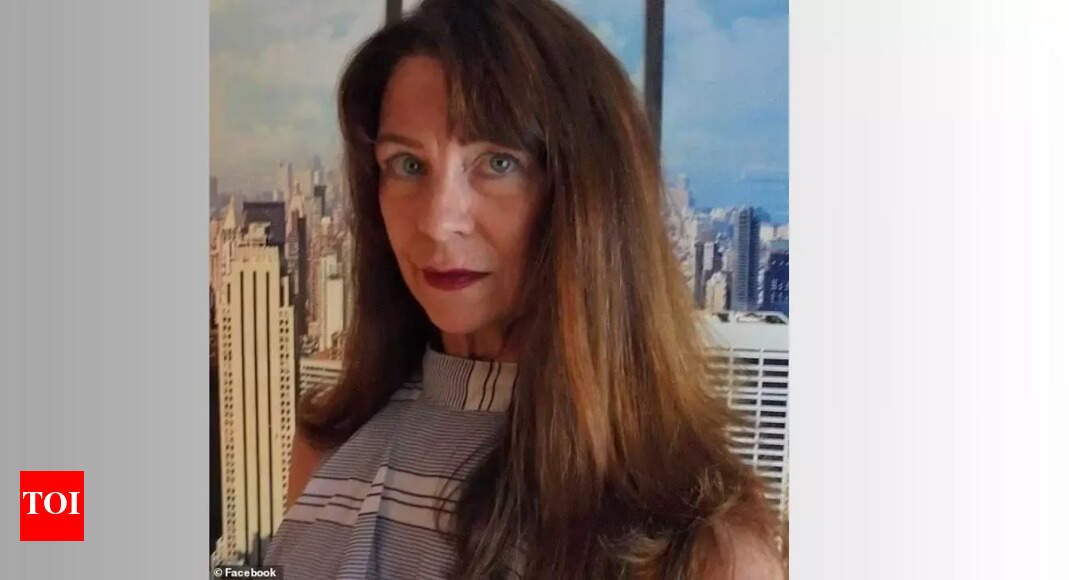 Jenny Phenix: Florida woman who sold all her possessions for a 3-year ...