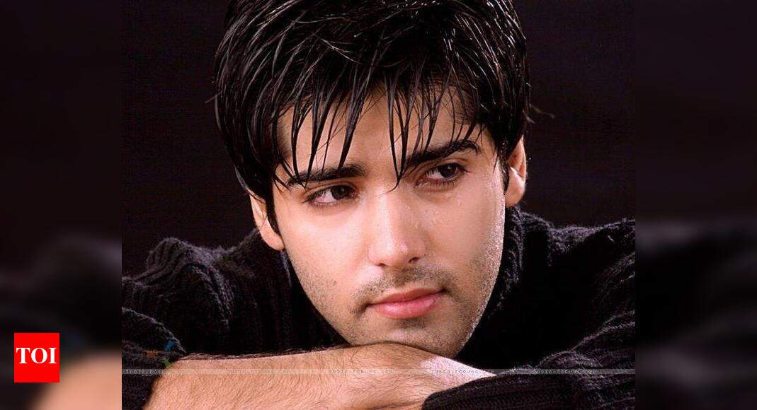 Afsar Bitiya has created quite a buzz: Kinshuk Mahajan - Times of India