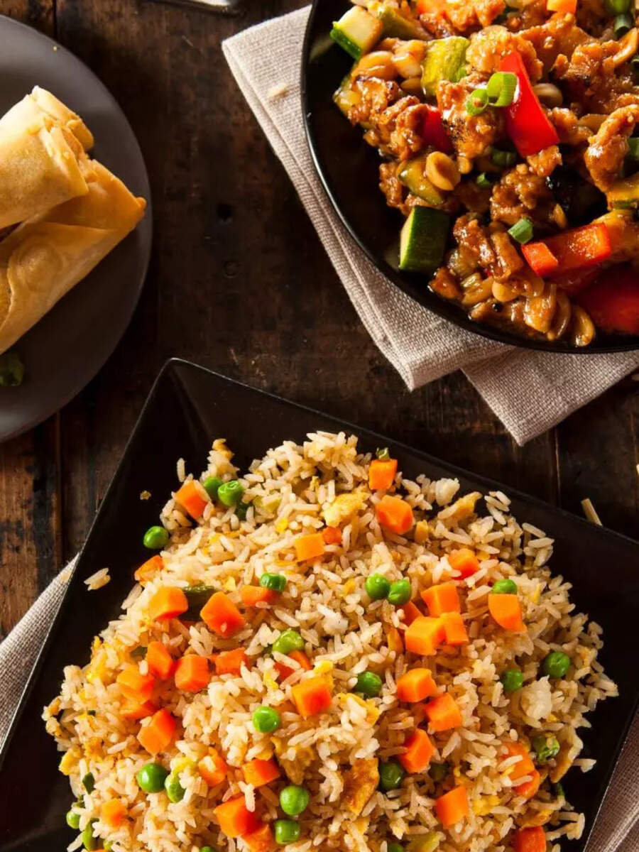 Gujarati-Style Vagharelo Bhaat With Raita For A Hearty Dinner | Times Now