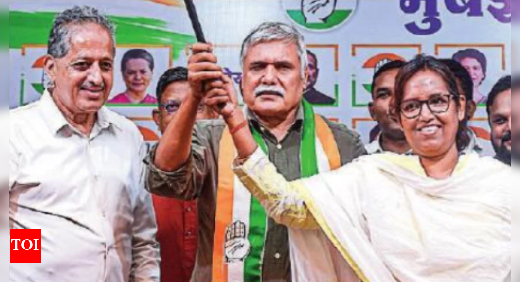 Former Mumbai top cop Sanjay Pandey joins Congress | Mumbai News ...