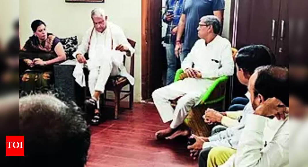 Dimple Meena: Girl’s Murder: Congress Mps, Mlas Meet Kirori | Jaipur ...