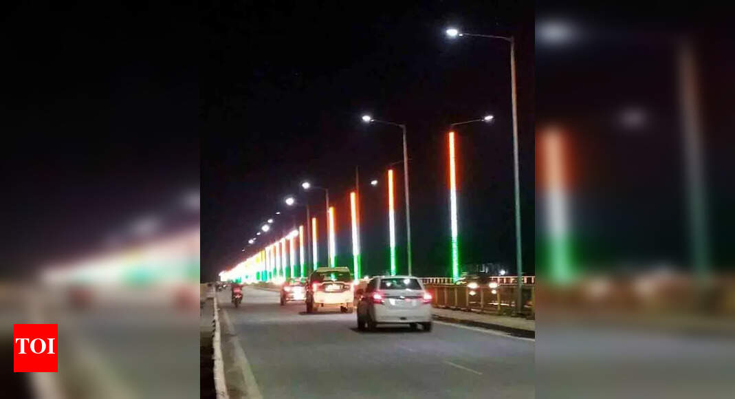 Designer Led Street Lights To Illuminate City Roads | Prayagraj News ...
