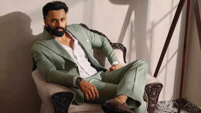 Second look p oster of Unni Mukundan’s 'Marco' is out! | - Times of India