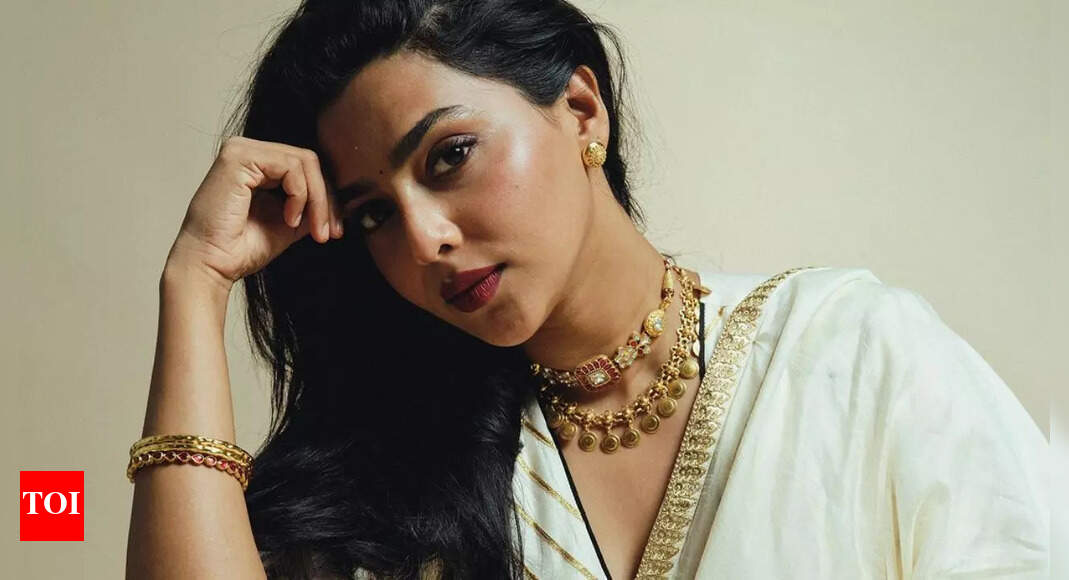 Fans ask Aishwarya Lekshmi about her relationship status; here’s how ...