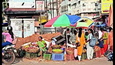 Ranchi's Street Vendors Defy RMC's 'No Vending Zone' Signage Amid ...
