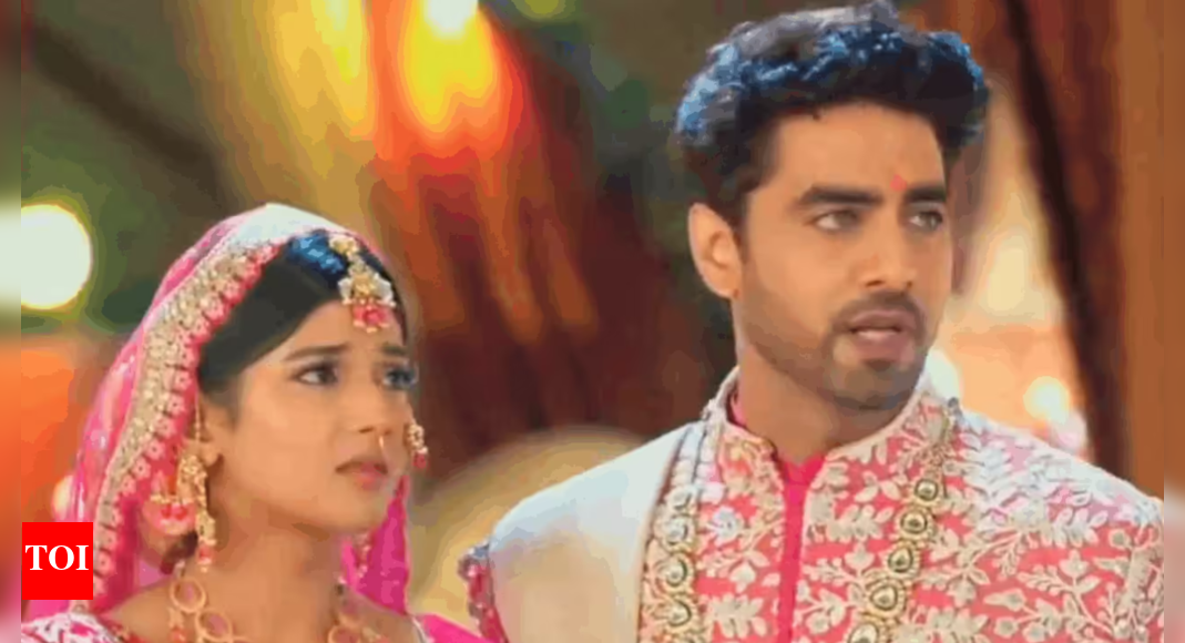 Yeh Rishta Kya Kehlata Hai: Abhira stops Armaan from exposing Ruhi | - Times of India