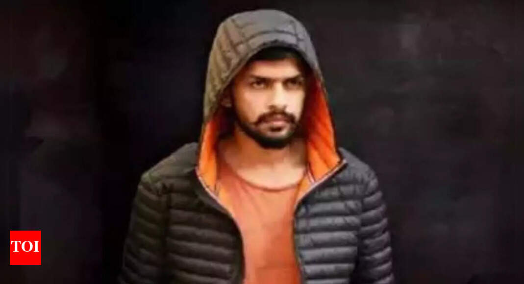 Show-cause issued to Mohali ex-SSP, top police officers: Punjab | Chandigarh News - Times of India