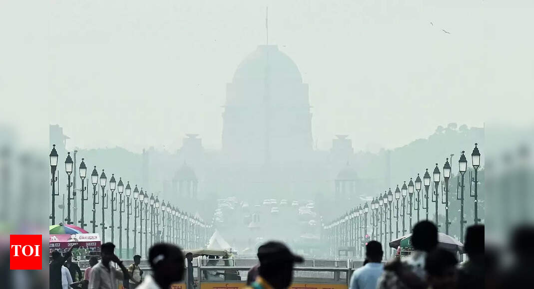 Sign Of Things To Come? Haze Over Delhi, Aqi ‘poor’ | Delhi News ...
