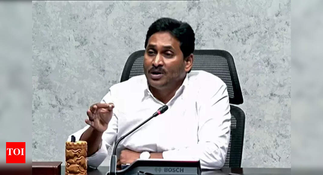 Jagan Mohan Reddy gives 'pooja' call to cleanse 'sin' committed by Chandrababu Naidu amid ...