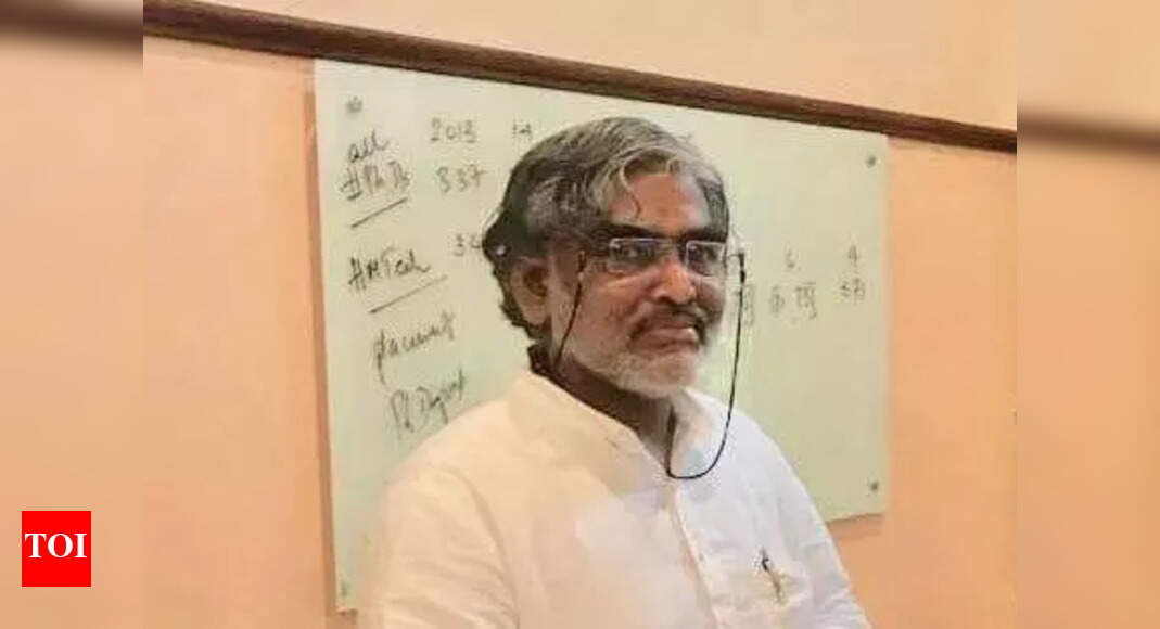 RSS: Not First Time A Senior Cop Has Met Rss Netas: A Jayakumar | Thiruvananthapuram News ...