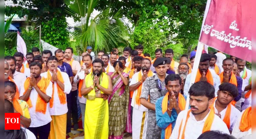 Tirupati: BCY's Tirumala Parirakshana padayatra reaches Srinivasa Mangapuram, devotees to ...
