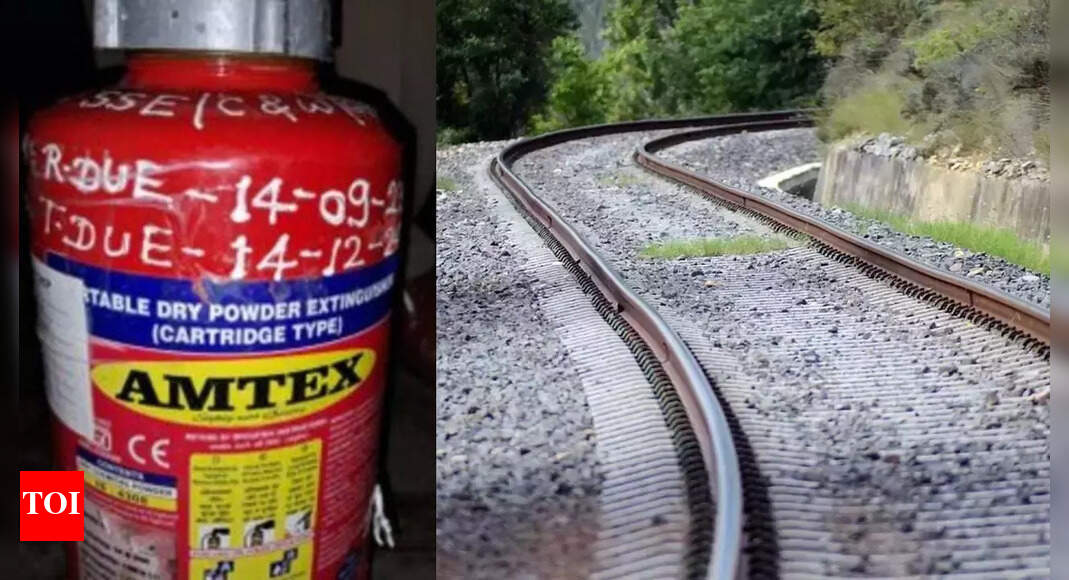 Alert loco pilot averts tragedy after spotting fire extinguisher on ...