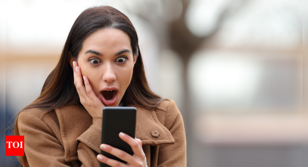 Checking your phone time and again: 6 reasons to STOP it now | - Times ...