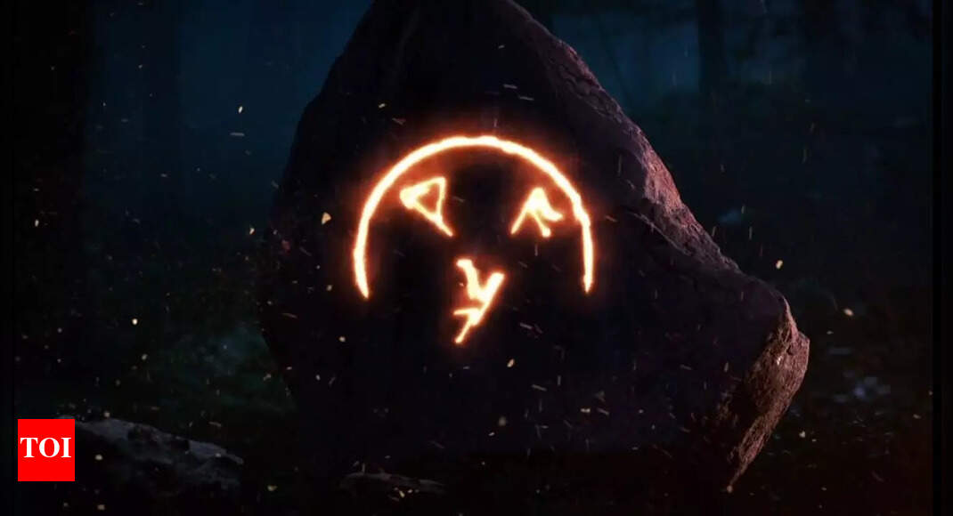 WWE Raw 9/30 episode surprised fans with another cryptic video | WWE ...