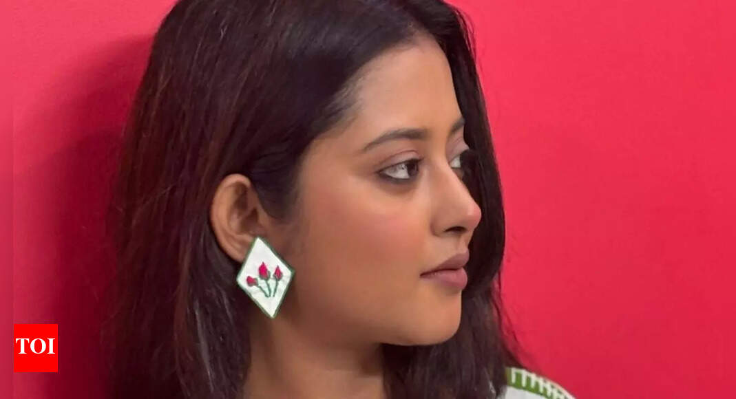 Shruti Das Birthday Celebration: Shruti Das celebrates her birthday ...