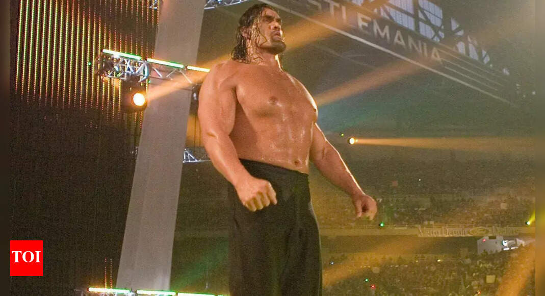How tall is WWE Hall of Famer The Great Khali? Is he actually 7’5 ...
