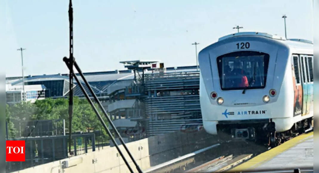 Delhi Airport to Feature India's First Elevated Air Train by 2028 ...