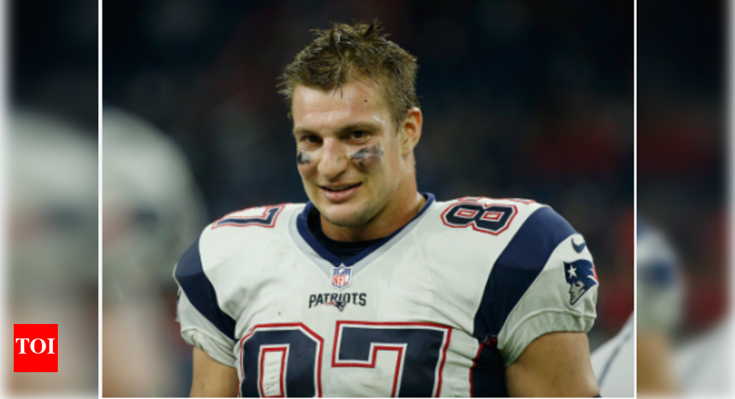 "Gronk's Bold Suggestion: Could Bill Belichick Replace Doug Pederson as Jaguars Coach?" | NFL ...