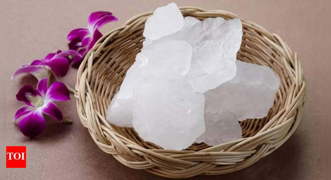 Astrological significance of Alum (Fitkari) at home: A traditional ...