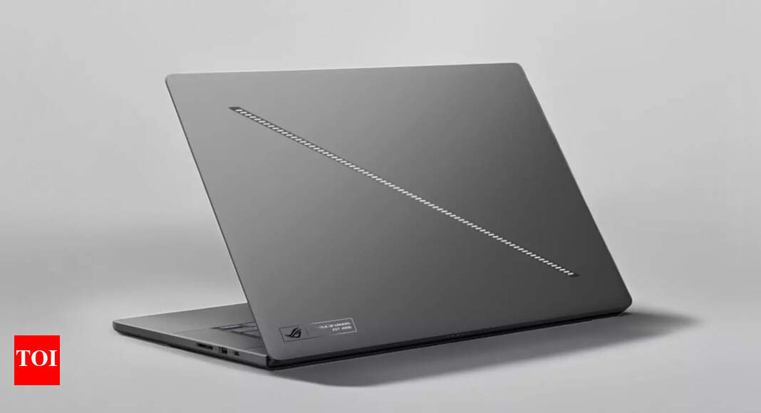 Asus ROG Zephyrus G16 review: The powerhouse that fits in your backpack ...