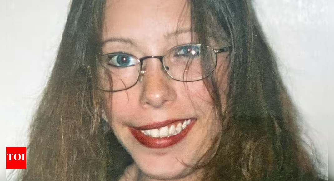 Woman's body found in her UK flat 3 years after death, her diary said ...