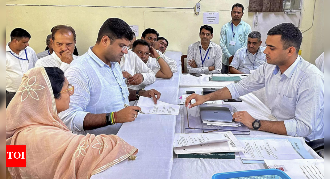 JJP leader Dushyant Chautala trails far behind Congress candidate ...