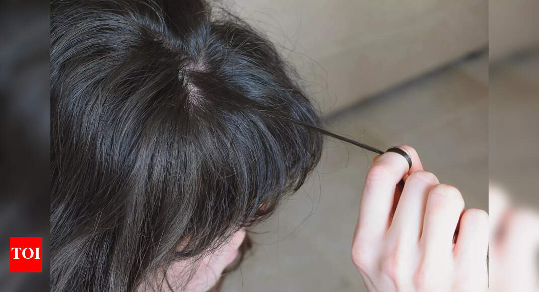 Trichophagia: Doctors remove 2 kilos of hair from 21-year-old girl’s ...